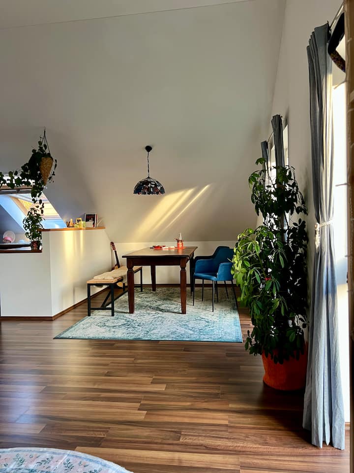 Quiet Bright Flat Munich, Lakes & Alps - Puchheim