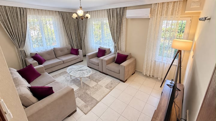 Beldibinde 3+1, 130 M² Genişliğinde Bahçe Katı - Marmaris