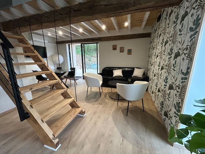 Gîte Des Fontaines : Entre Nature Et Jacuzzi - Bar-sur-Seine