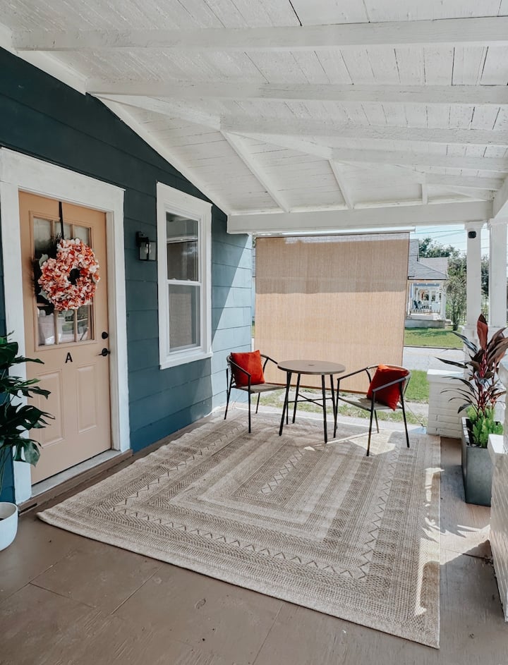 Pet Friendly 1br Near Downtown | 20 Mins To Beach - Pensacola, FL
