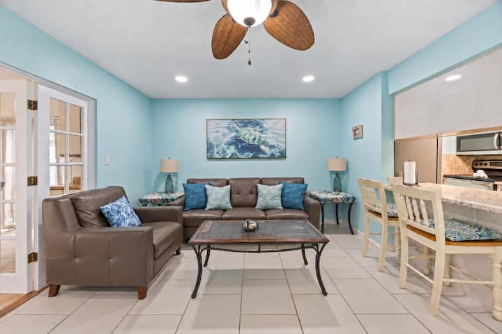 2br/2.5ba Gated Beachside Townhome - Cape Canaveral, FL