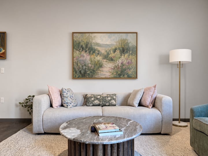 1br Suite · Near Apple Hq - Santa Clara, CA