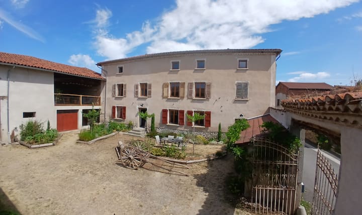 Corps De Ferme Authentique Et Chaleureux - Montbrison