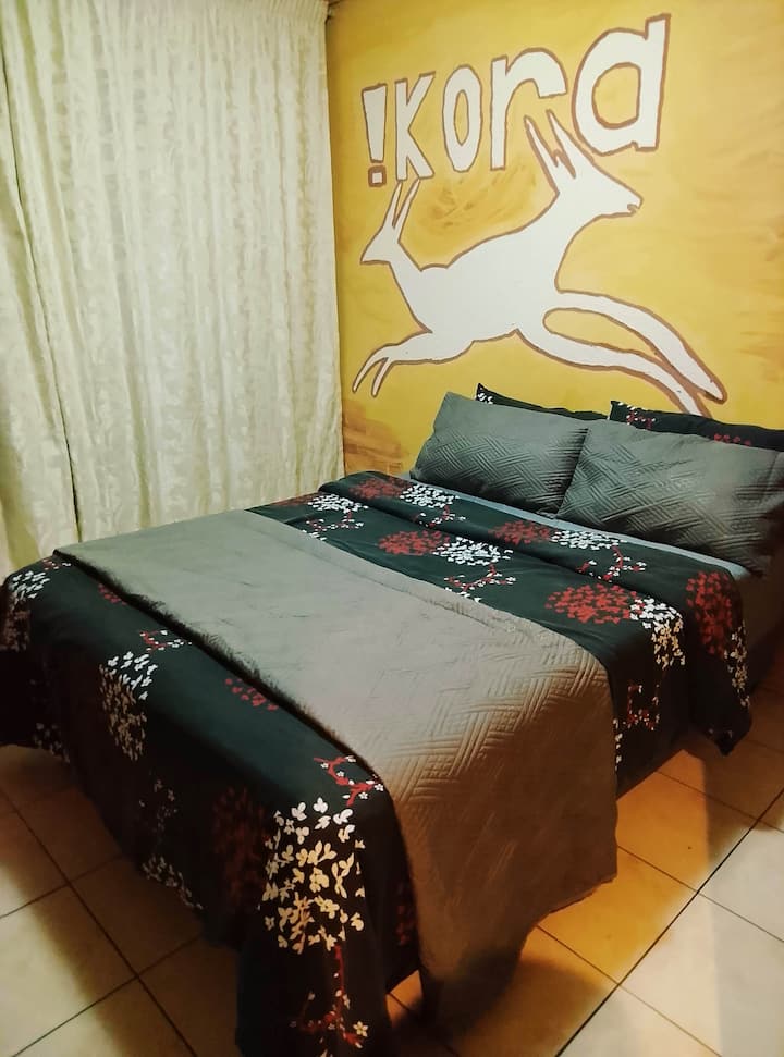 Bushman Kraal Backpackers & Guest House - Soweto