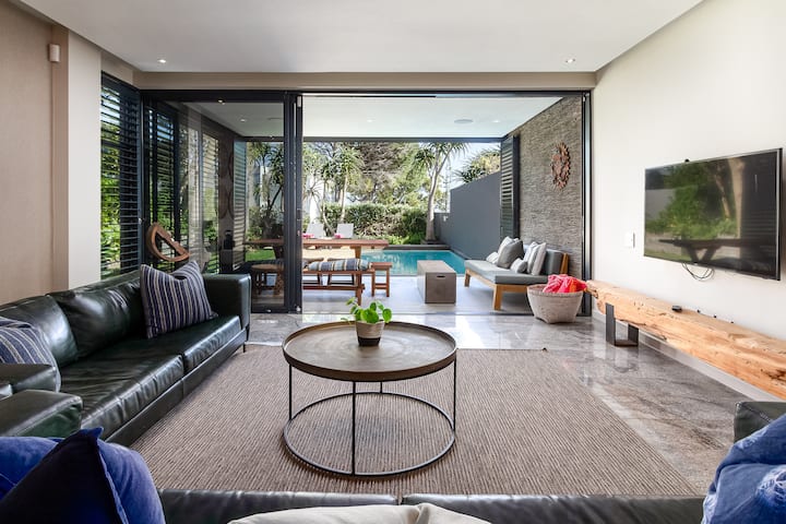 Lux 4 Br In Prime Camps Bay With Pool And Jacuzzi - Camps Bay