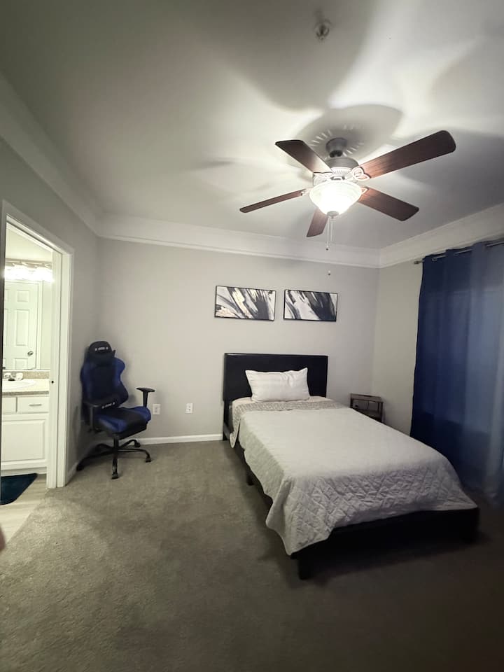 Garden Tub & Mins From The Nrg, Galleria & Hwy 290 - Barker Lake, Cypress
