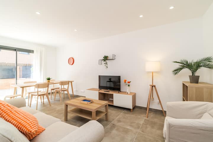 Brand-new 3br 35 Min From Barcelona With Parking B - Granollers