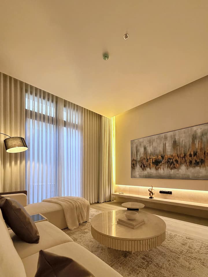 Luxury 2br · Patio · Parking · Near Metro - Szaúd-Arábia