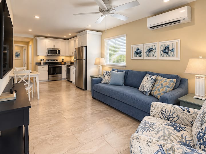 Casa Bella B - Sunlit 1br Estero Island Retreat - Fort Myers Beach, FL