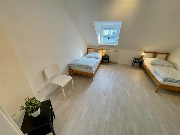 Lichtdurchflutetes 70 M² Loft | Stilvoll Für 3 - Kempen