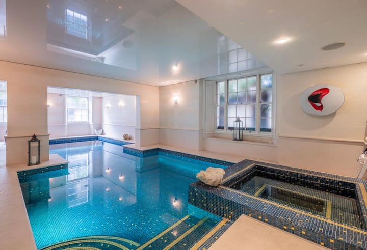 Ultra-prime Belgravia Residence | Gym + Pool - Londra