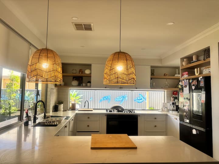 Home Away From Home - Mindarie