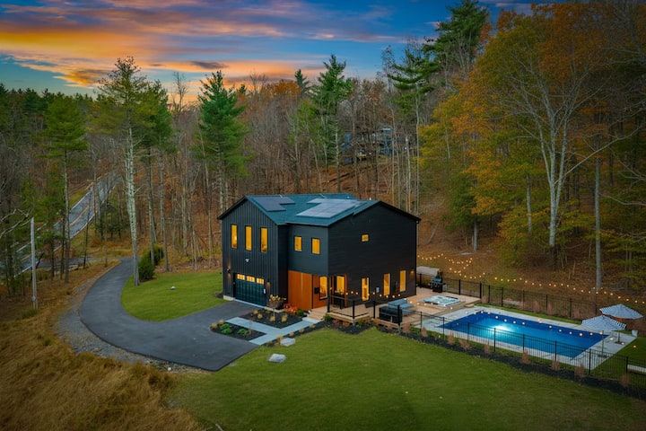 Woodstock Forest Retreat | Pool, Hot Tub & Sauna - Woodstock, NY