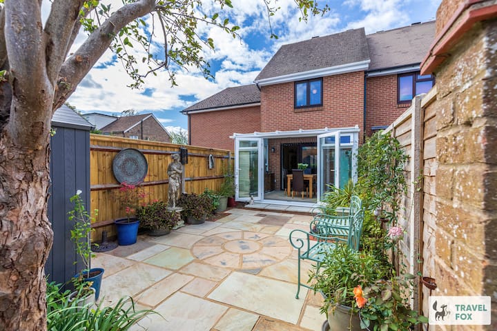 The Hideaway - Cosy Bolthole Near Goodwood! - Chichester