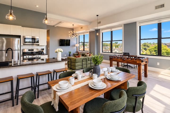 2br Nj Loft | Sleeps 6 + Free Parking, Gym & Games - Jersey City, NJ