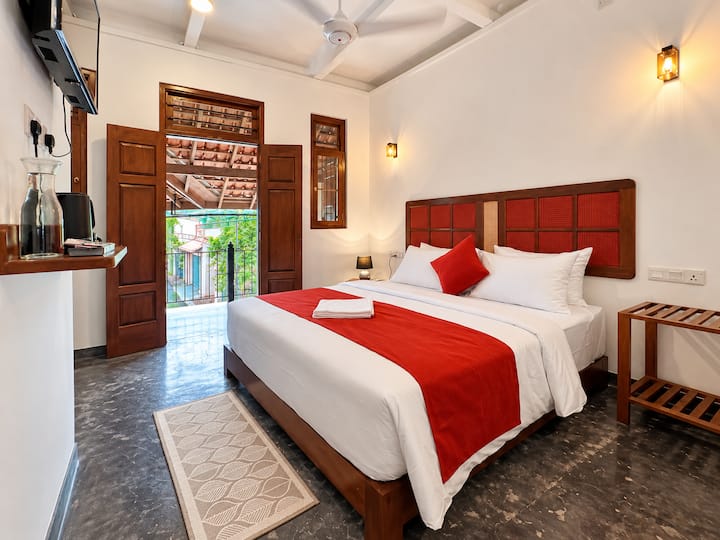 Deluxe Chilli Room @ Barn Boutique - Colombo