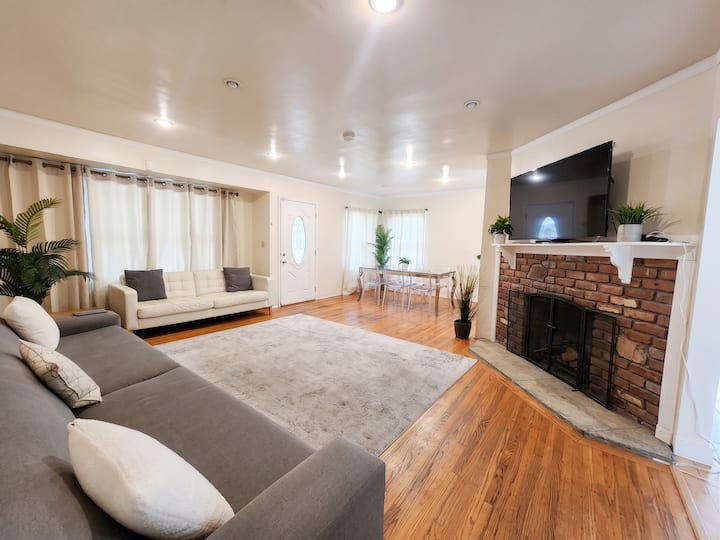 Bright & Airy Home Centrally Located To La & Oc - Hacienda Heights, CA