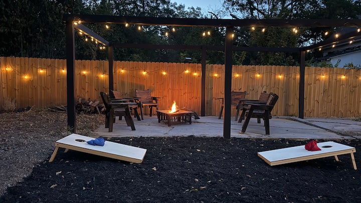 Charming Home 5 Minutes From Downtown - Waco, TX