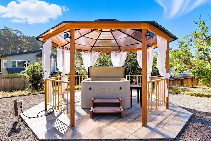 Massive 7b Beach Home W/ Hot Tub/pool/arcades - Half Moon Bay, CA