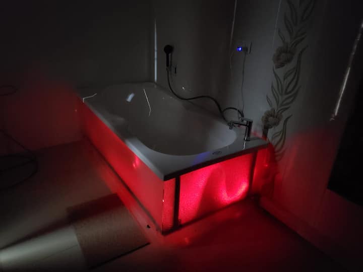 Wisteria Greens: Bathtub/freeparking/selfcheckin - 루디아나
