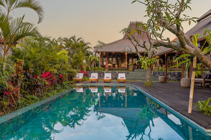 Private Ubud 5 Bedroom Estate With 15 Meter Pool - Ubud