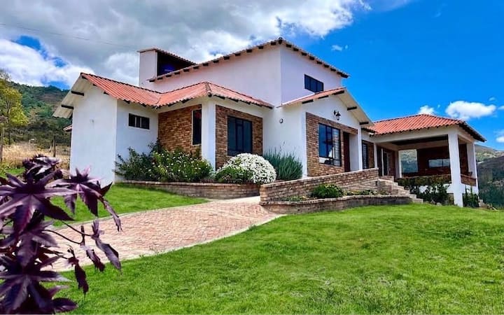 Casa Colibrí - Iza; Boyacá - Iza