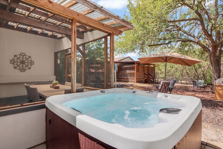 Wimberley Retreat | Hot Tub & Game Room - Wimberley, TX