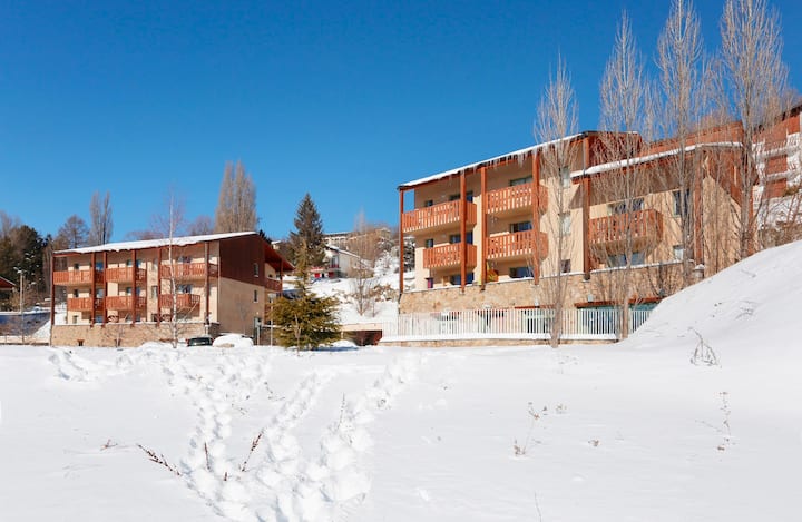Proche Des Pistes | Piscine Sur Place | Balcon - Font-Romeu-Odeillo-Via
