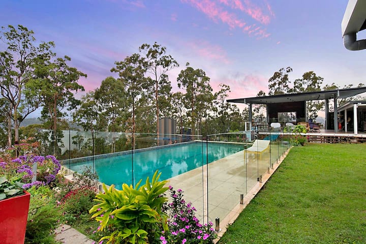 Amazing Gold Coast Tree House Perfect For - Springbrook