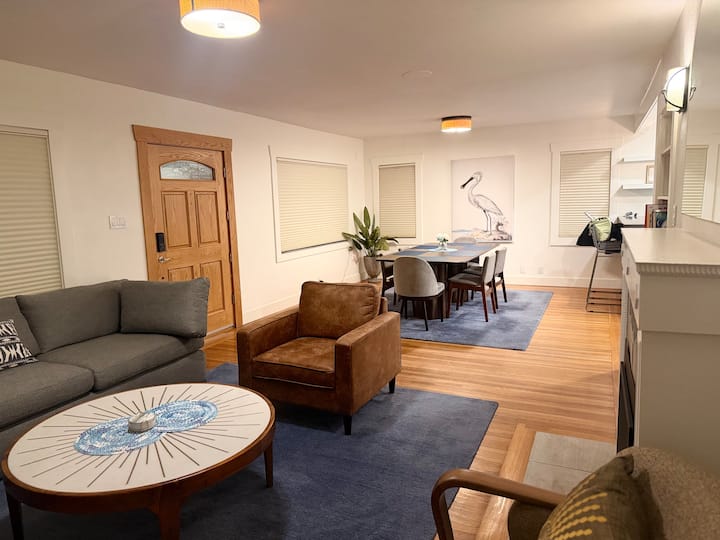 Spacious Oakland Gem, Bay Views & Half Court - サン・レアンドロ, CA