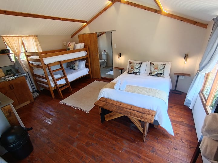 Family Bungalow 2 - Hartbeespoort