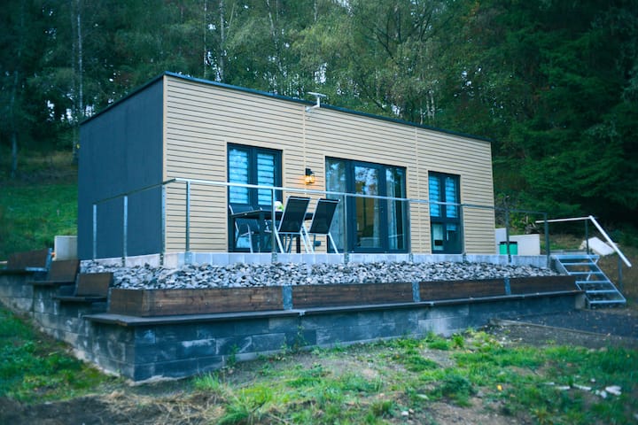 Haus Alexandra

Wohlfühlen. Vulkaneifel Genießen - Mehren