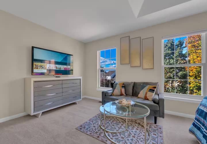 Elegant Living At Its Finest In Ashburn - Leesburg, VA