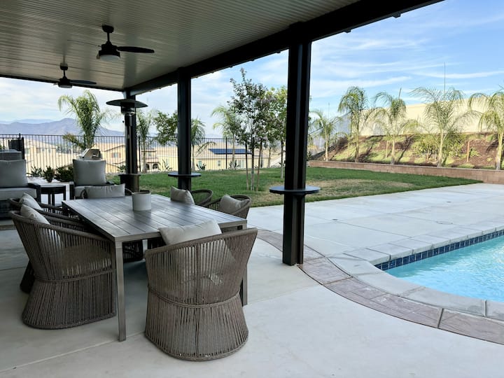 Vineyard Oasis: Entire Home + Private Guest Suite - Menifee, CA