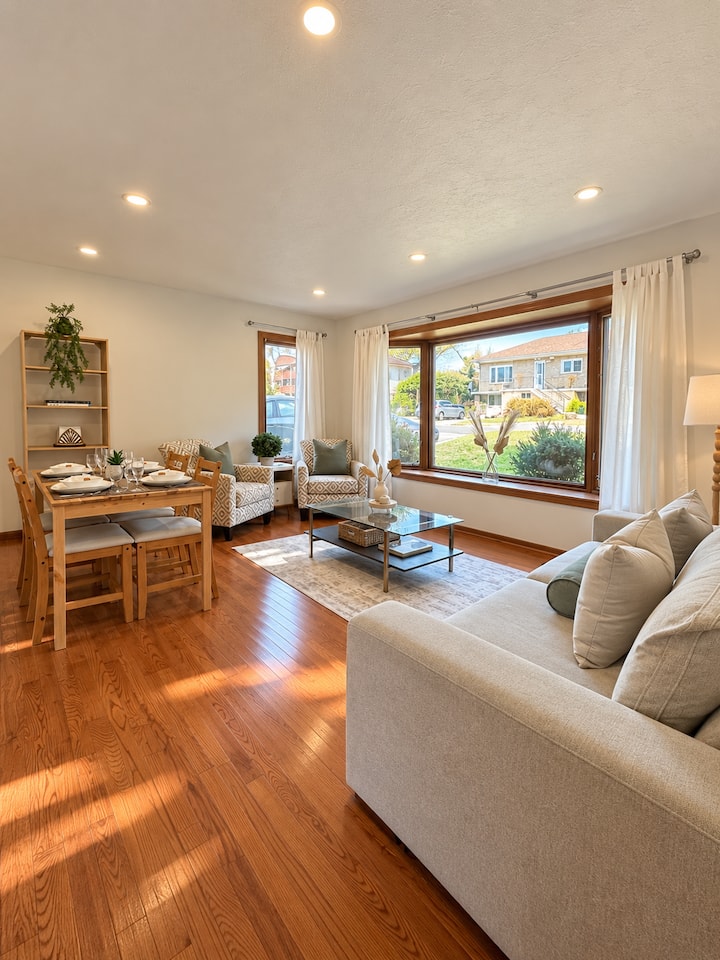 Garden Home With A Peaceful Treetop Deck - Bradford