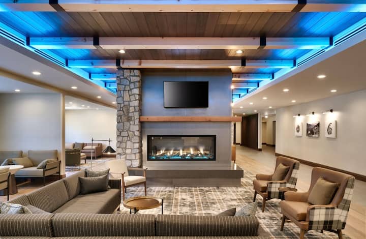 Modern 2 Separate Hotel Kitchen Suites W/breakfast - Vail, CO