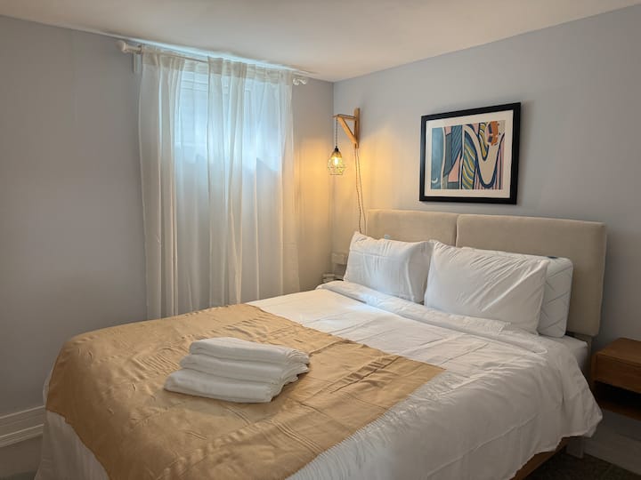 Ivy Lane | Nest 2br · King + Queen · Full Kitchen - King of Prussia, PA