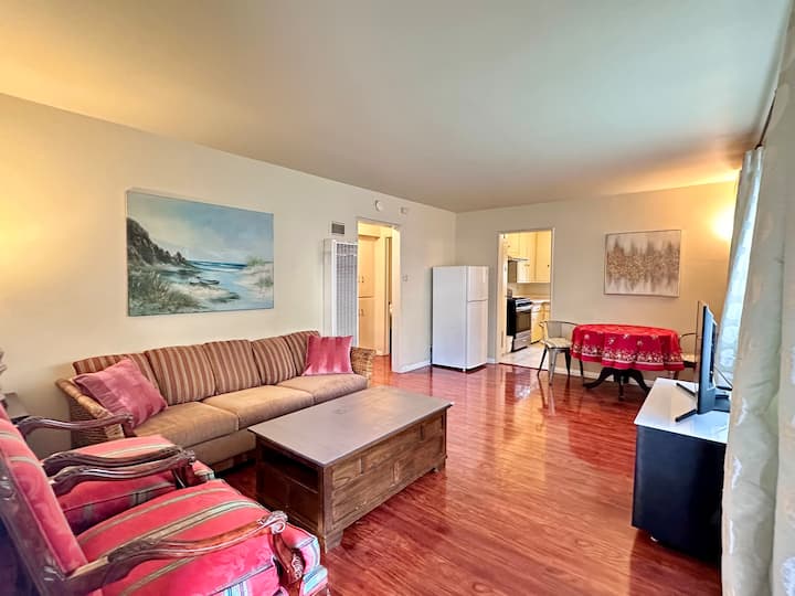 Arcadia 2bd/1ba Apartment - Charming Home - Pasadena, CA