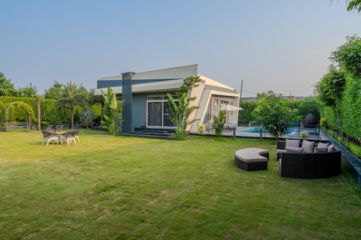 Contemporary Villa W/ Pvt Pool & Green Lawn - Sonipat
