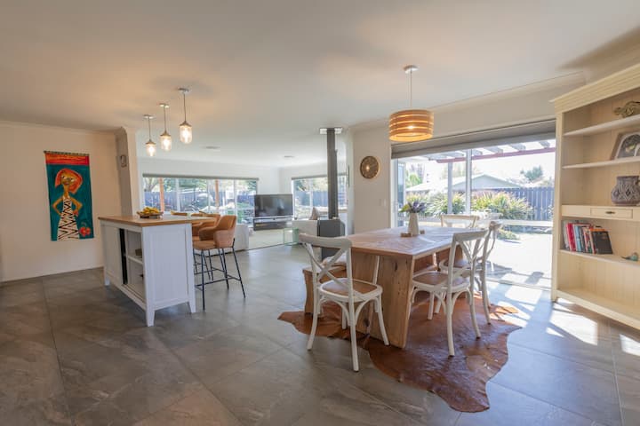 Escape And Relax In Bannockburn - Bannockburn, New Zealand