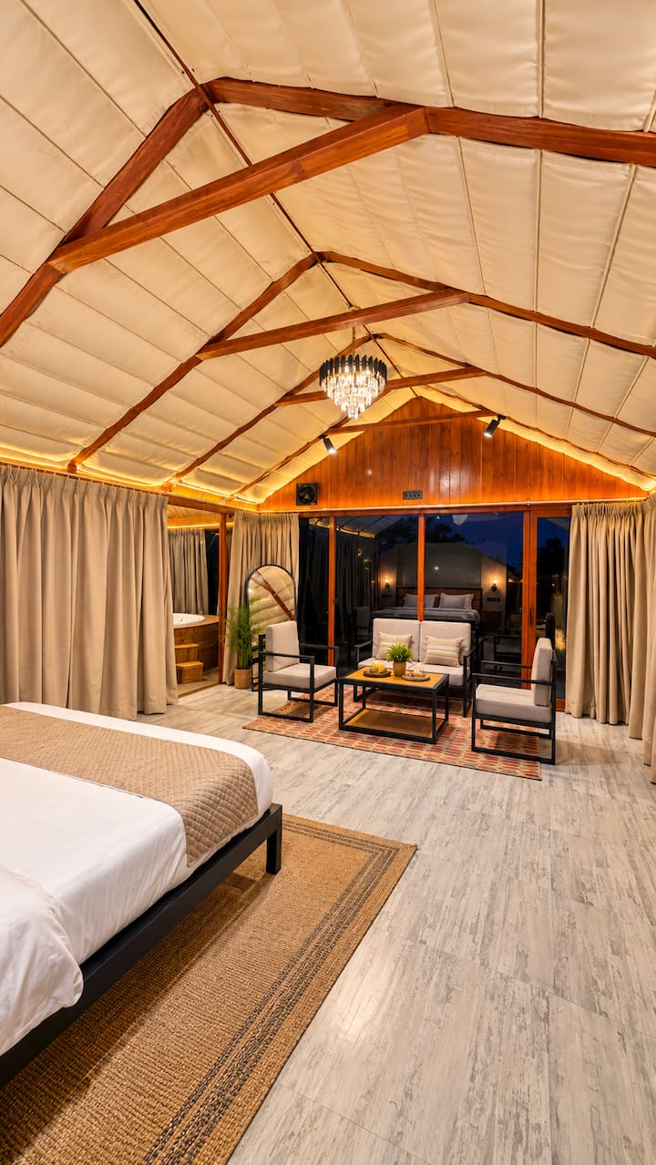 Glass Cabin With Jacuzzi & Mountain View - Manali