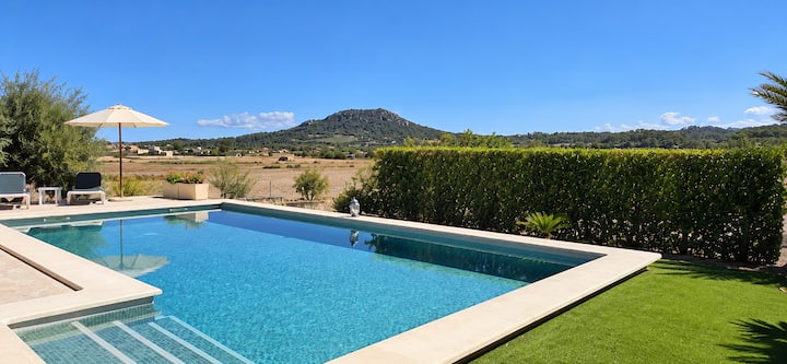 Finca Con Piscina Entre Campos - Sineu