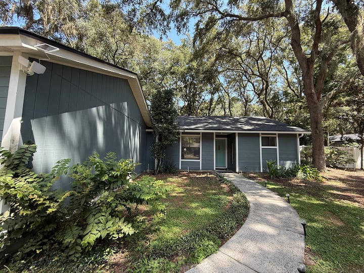 The Egrets Nest | Dog-friendly
Sleeps 5 - Fernandina Beach, FL