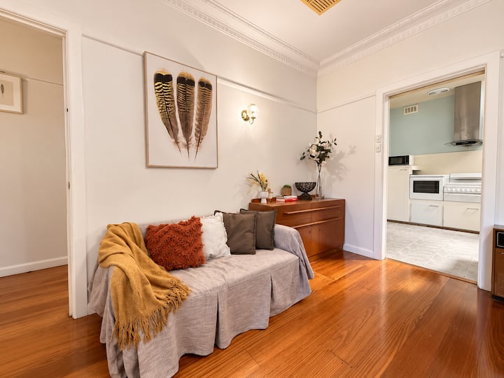 Relaxing 3br Family Stay | Bus At Your Doorstep - Whitehorse City