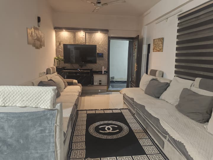 New Ultra Luxury 2 Bhk Fully Loaded Flat @Madhapur - India