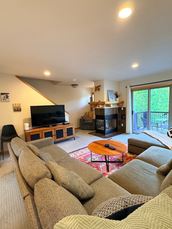 Downtown Wp Townhome 108 - Hot Tub - Views - Bunks - Winter Park, CO
