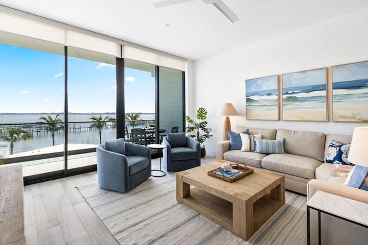 Riverfront Retreat With Breathtaking Sunset Views - Melbourne Beach, FL