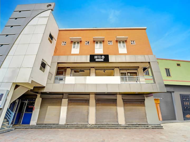 Hôtel O Dindugal, Gare Routière, Bâtiment Gk - Dindigul