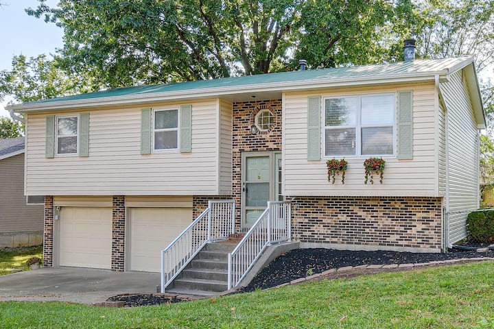 3 Mi To Mizzou Campus! Remodeled Home W/ Deck - Columbia, MO