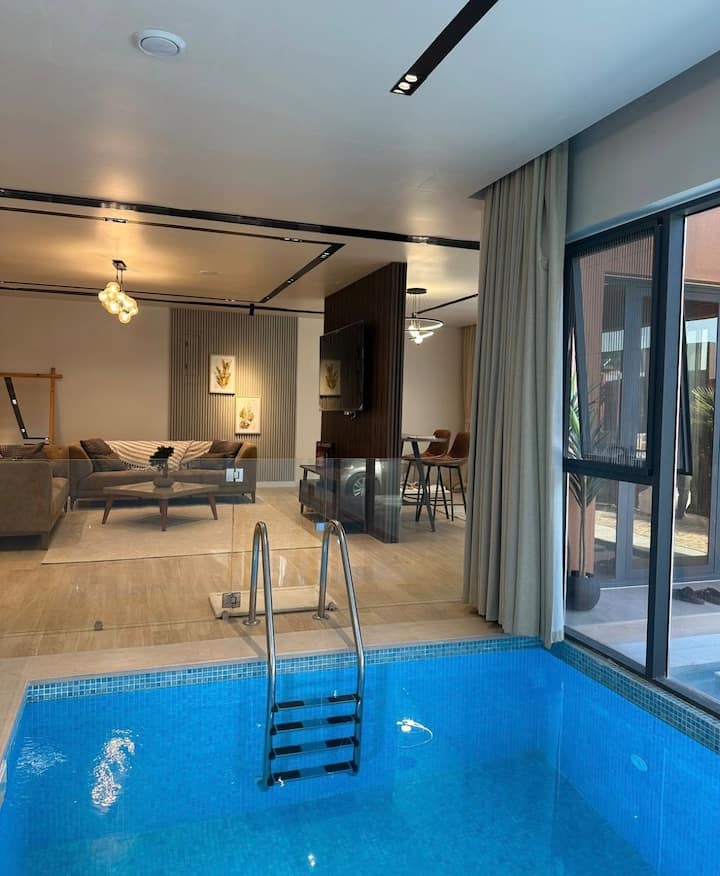 Private Chalet With Indoor Heated Pool - Oman